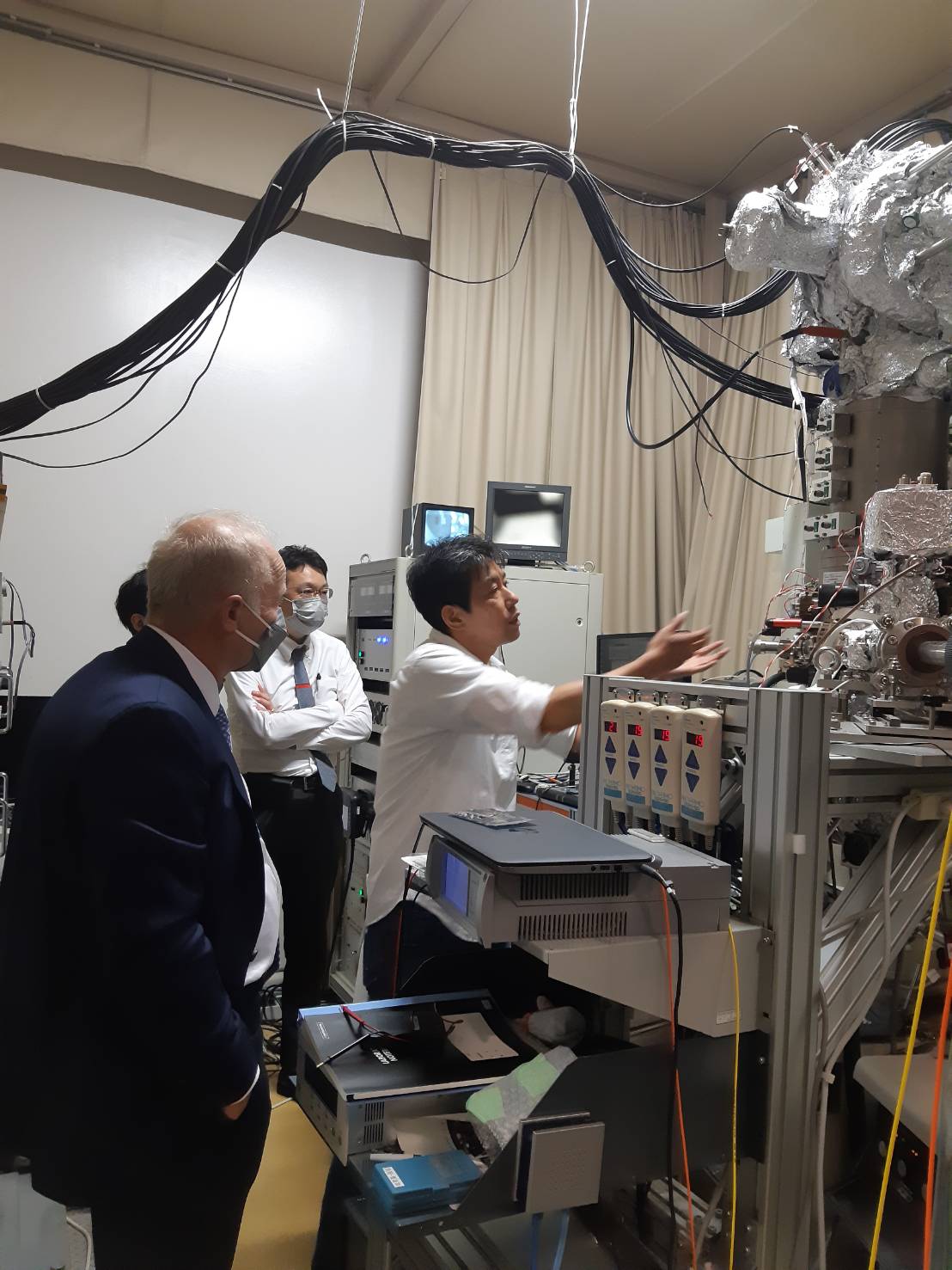 カナダ・トロント大学のミラー教授（R. J. Dwayne Miller, Professor, Chemistry and Physics ...